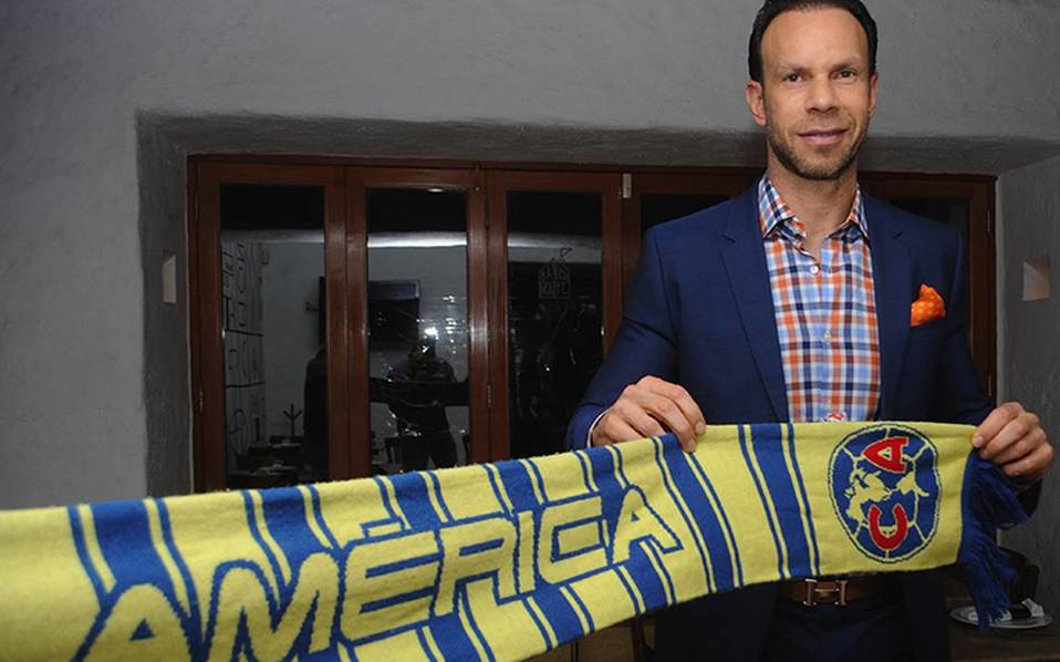 Rafael Garza Gutiérrez 'Récord', el hombre que fundó al América Rafael Garza Gutiérrez 'Récord', el hombre que fundó al América