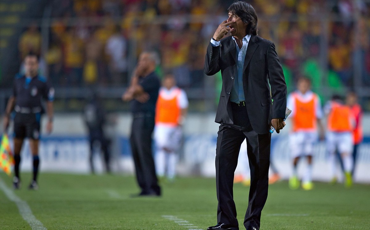 Ángel David Comizzo se proclamó campeón con Universitario de Perú