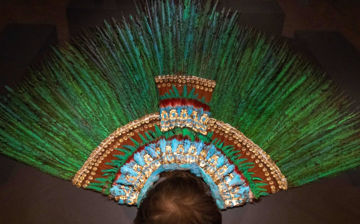El penacho que reclamó AMLO no era de Moctezuma