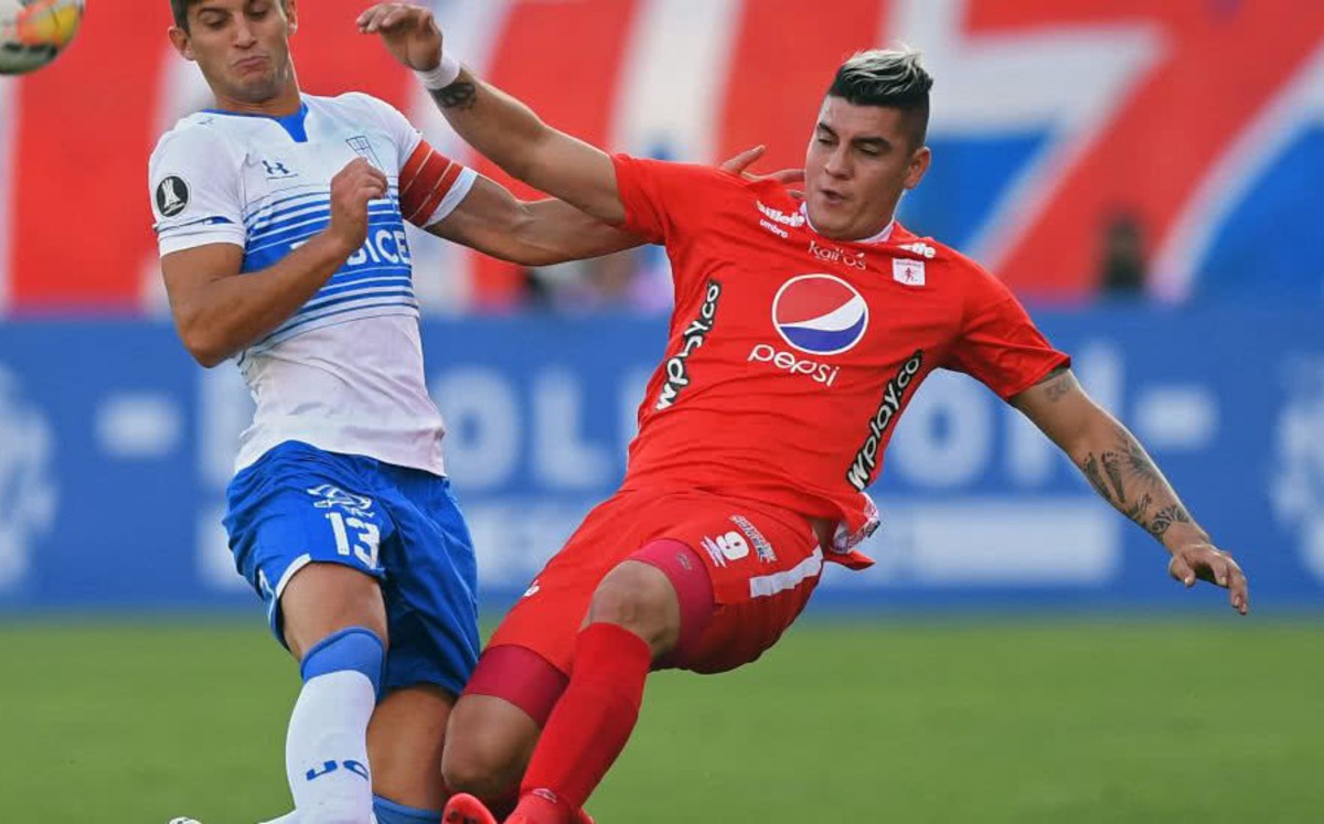 Mazatlán fichó a delantero dirigido por Juan Carlos Osorio