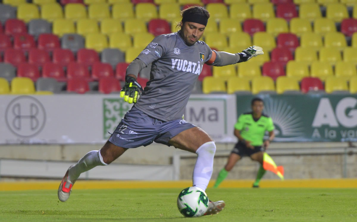 Armando Navarrete anuncia su retiro del futbol tras 20 años de carrera