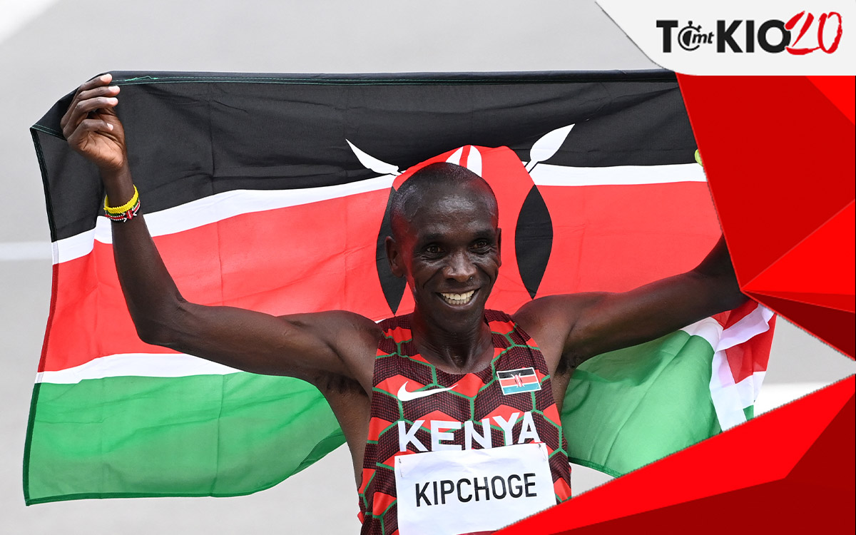 Eliud Kipchoge de Kenia se llevó el Oro en el Maratón