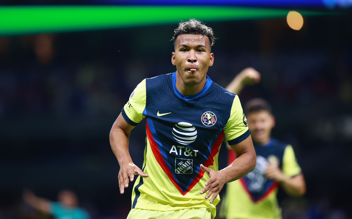 Roger Martínez regresa a Selección de Colombia para eliminatorias