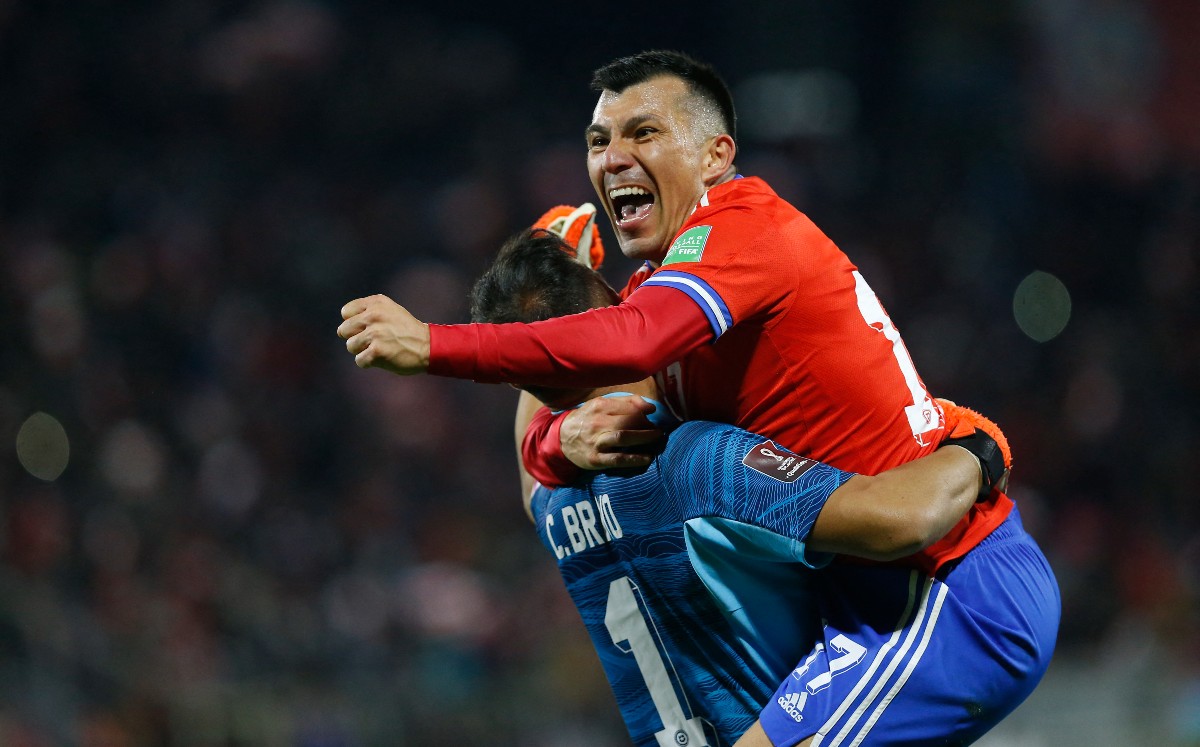 Resumen del partido Chile vs Venezuela (3-0). GOLES