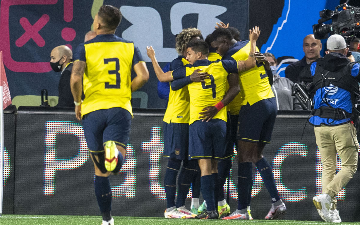 Gol de Ecuador al 1' y anotó dos a México en 15 minutos | VIDEO ...