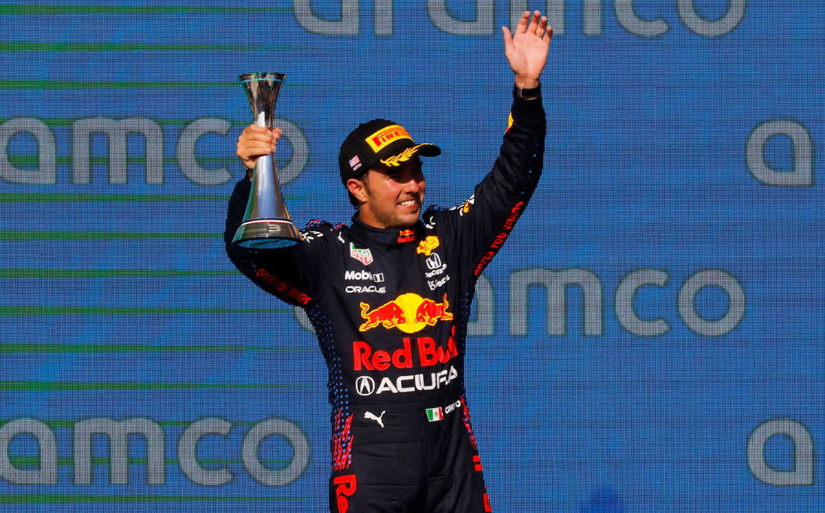 ¿Por qué Checo Pérez ha mejorado sus resultados? Horner da la clave