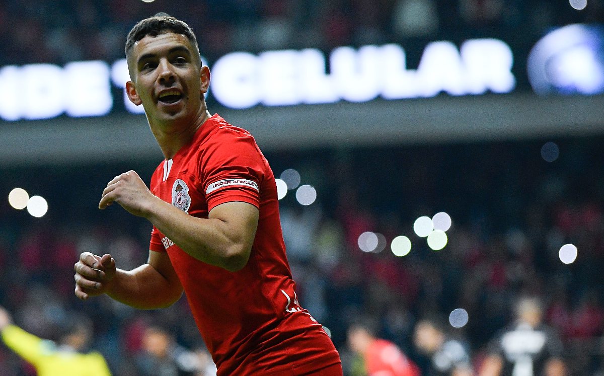 Toluca adelanta en la carrera por fichar a Leo Fernández