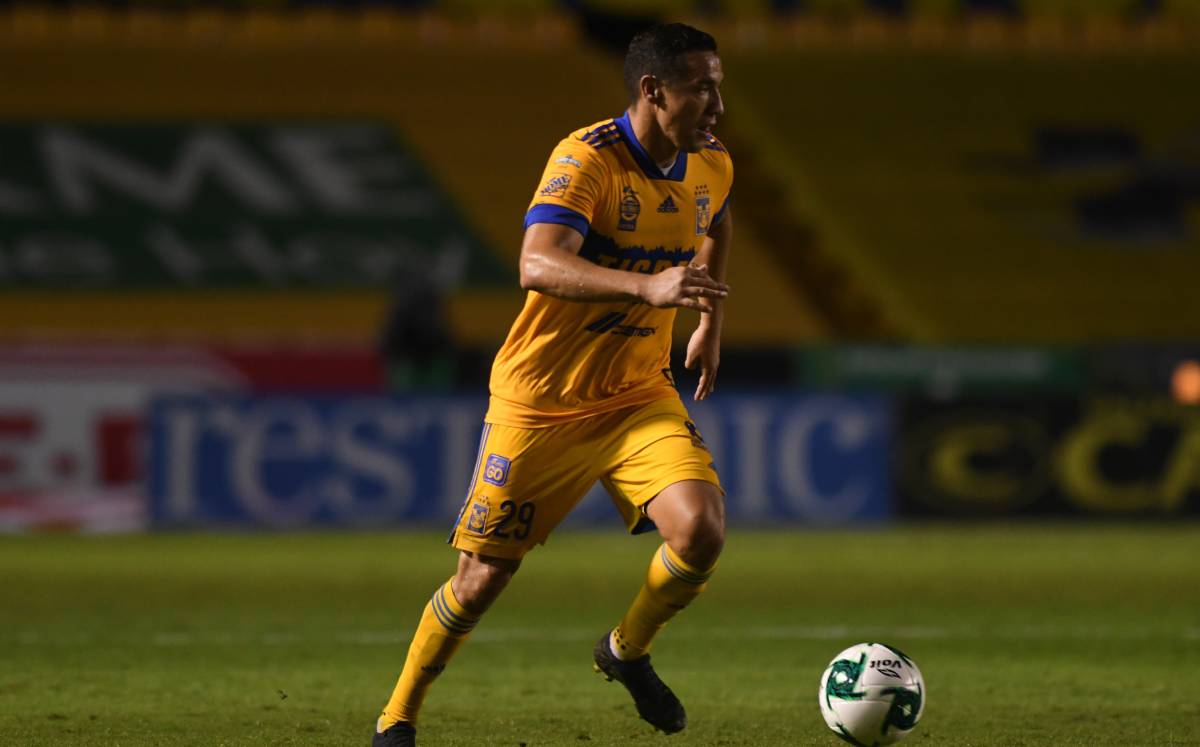 Jesús Dueñas renovará con Tigres