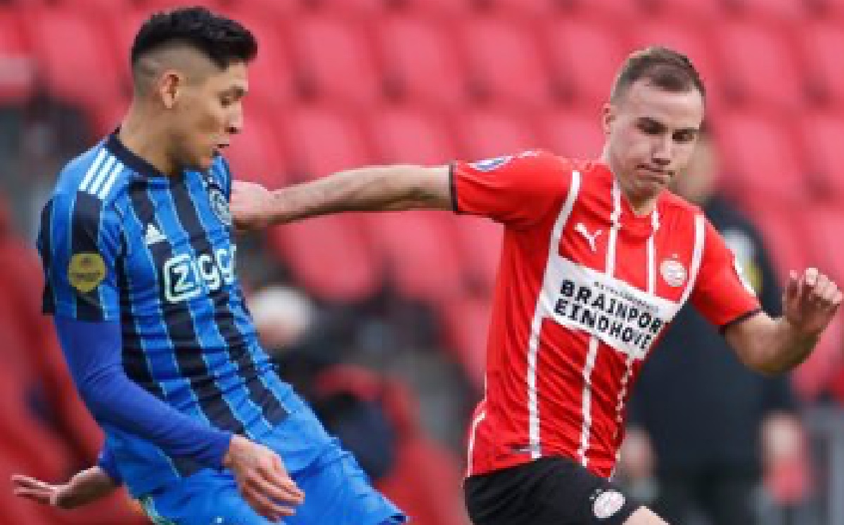 Resumen PSV vs Ajax (1-2); Edson Álvarez y Erick Gutiérrez, titulares