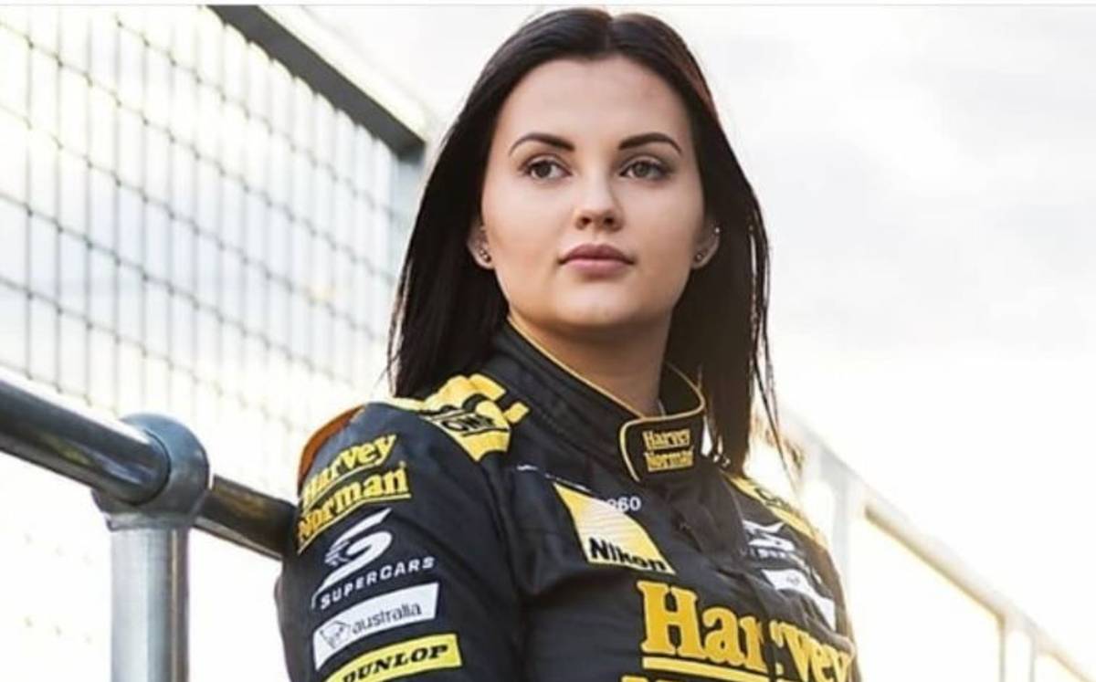 Renee Gracie volverá al automovilismo con lo que ha ganado en Onlyfans