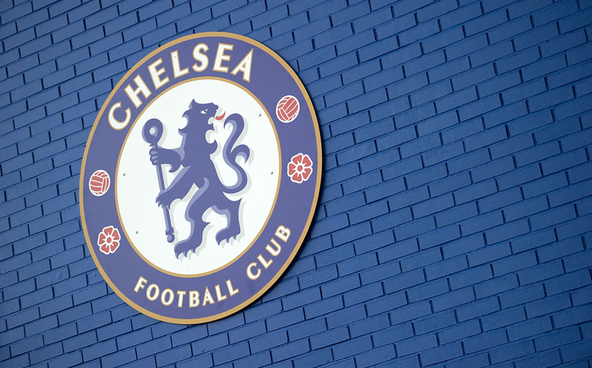 Premier League celebra venta del Chelsea por parte de Abramovich