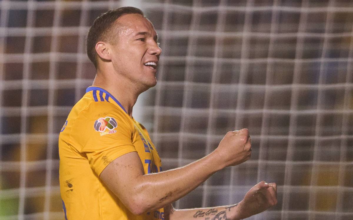 Tigres. Jesús Dueñas volvería como titular en el Clásico Regio
