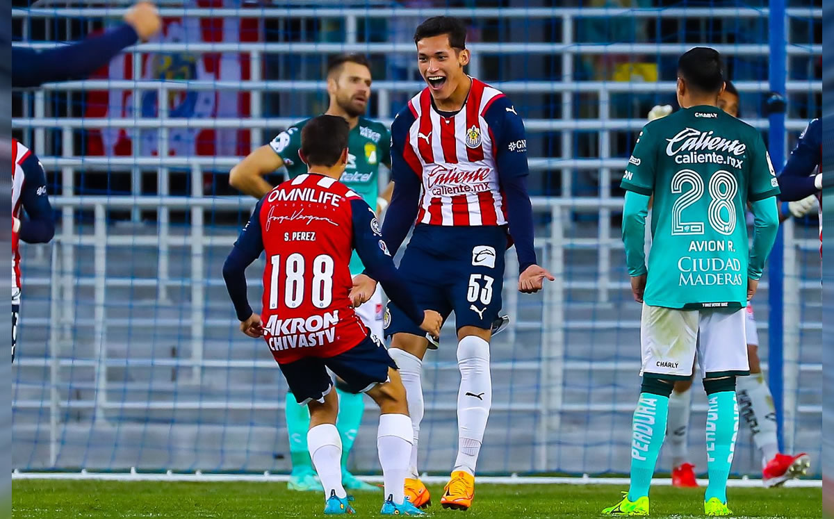 Chiquete Orozco nunca olvidará su primer gol con Chivas