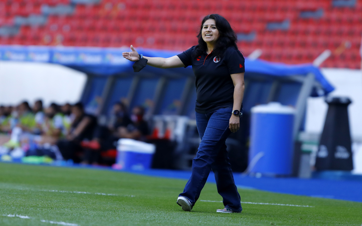 Fabiola Vargas deja de ser DT de Xolos Femenil