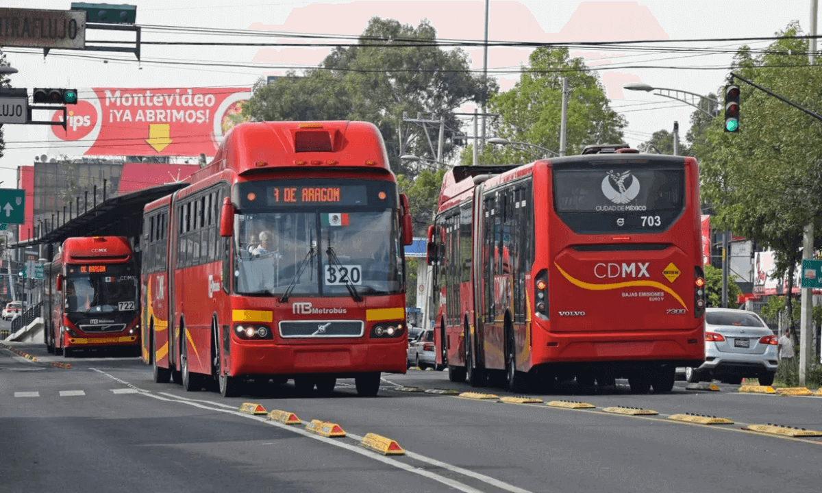 ¿A qué hora abre el Metrobús los domingos y demás días? Horarios CDMX