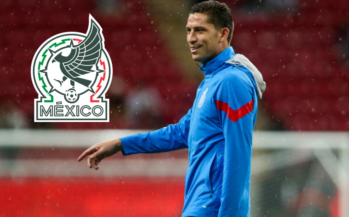 Santiago Ormeño, convocado con Perú para enfrentar a México