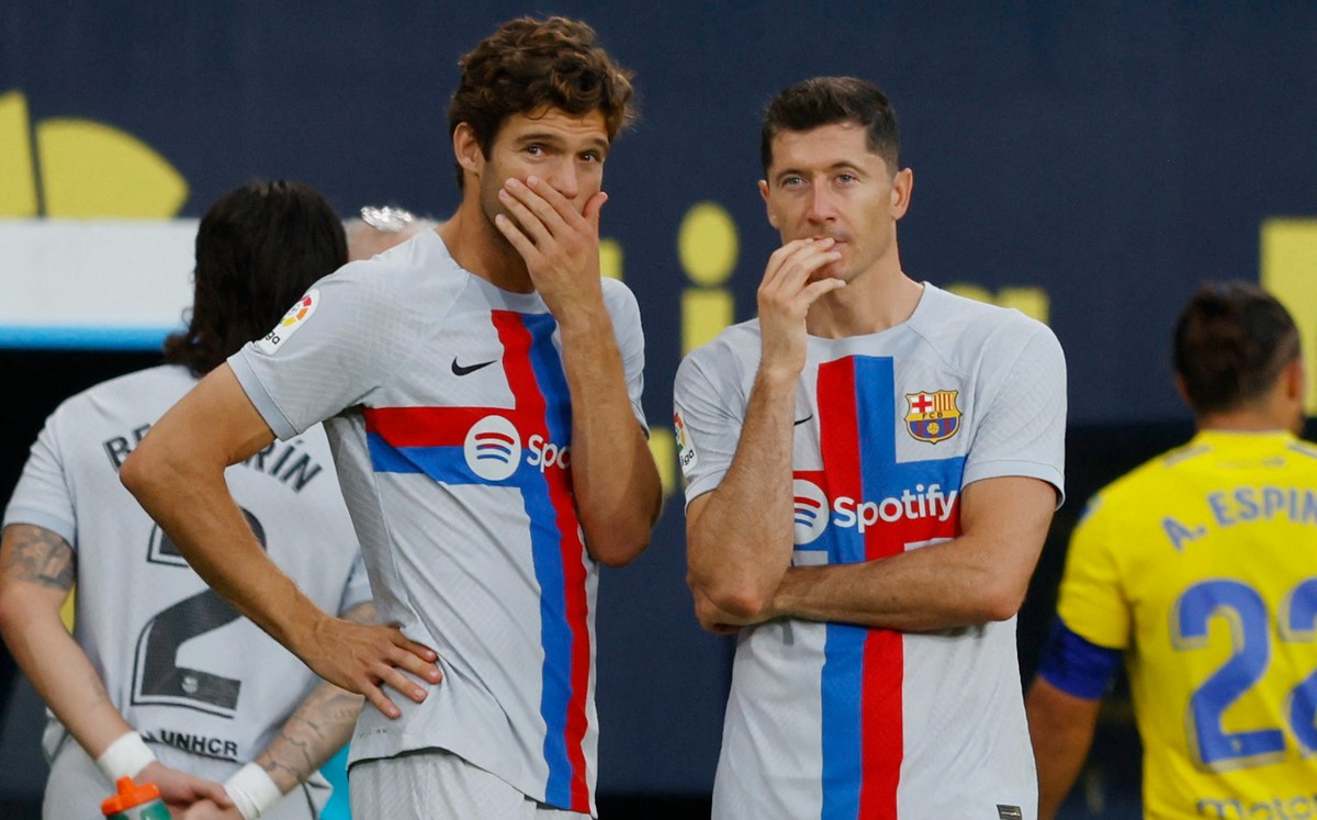 Marcos Alonso no ve favorito al FC Barcelona frente al Inter de Milán