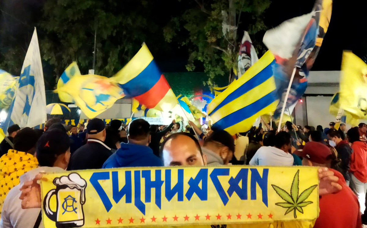 Aficionados del América llevaron serenata por los 106 años del club