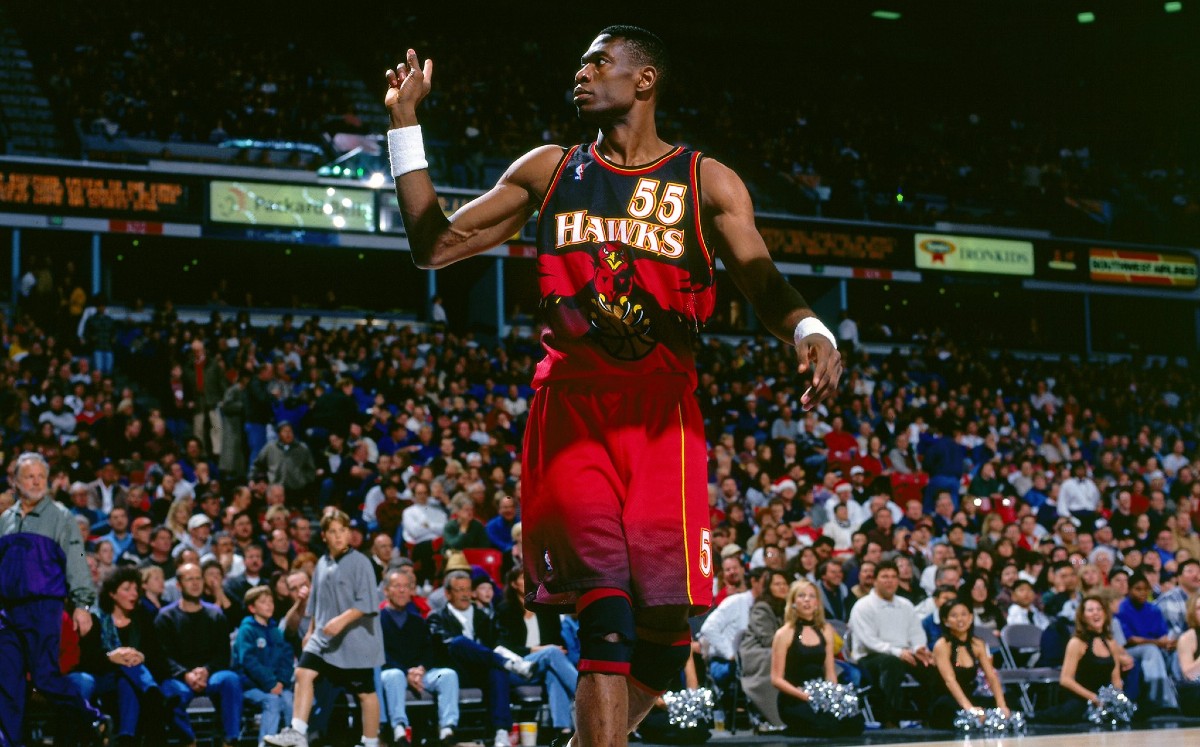 Dikembe Mutombo es detectado con cáncer cerebral a los 56 años de edad
