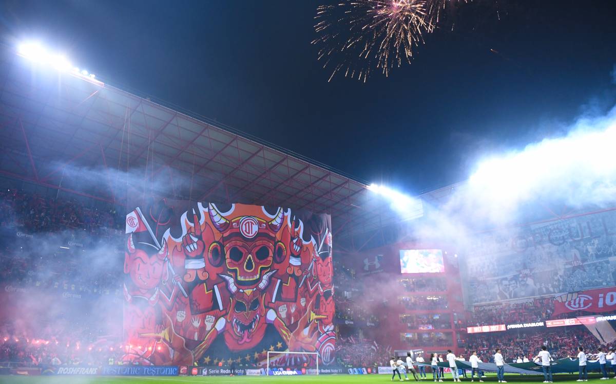 'Queremos otra copa'; así recibió la afición de Toluca a su equipo