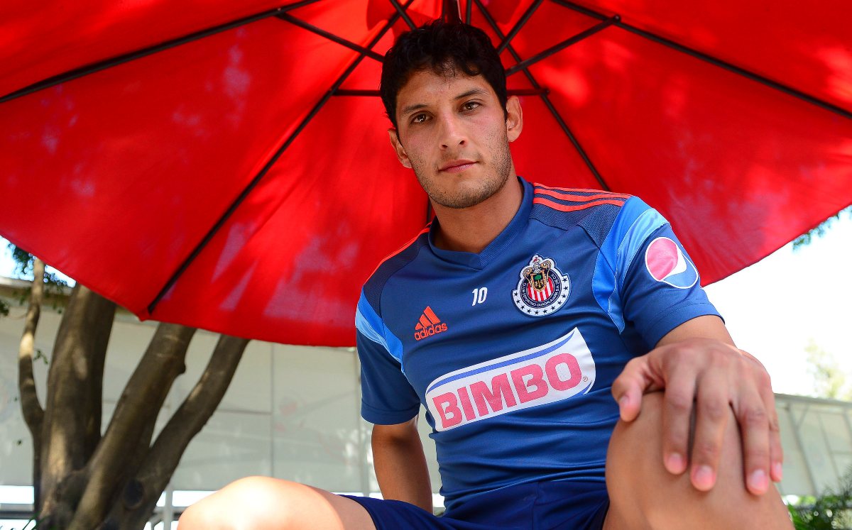 Los escándalos de Ángel Reyna