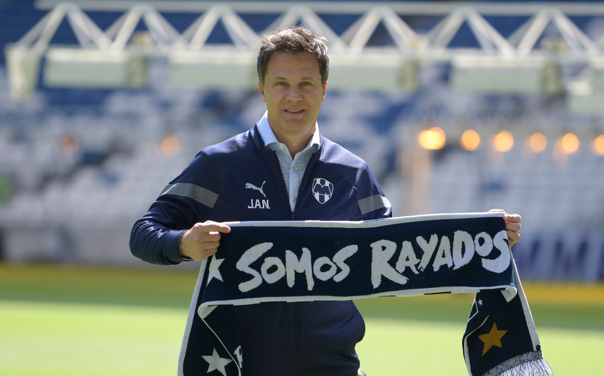 ‘Primero lo urgente, luego lo importante y después lo necesario’, Tato