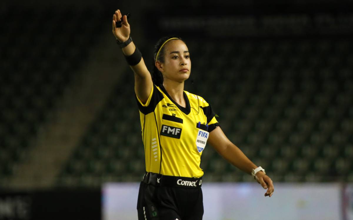 Katia Itzel García y Enedina Caudillo pitarán la Final del Mundial