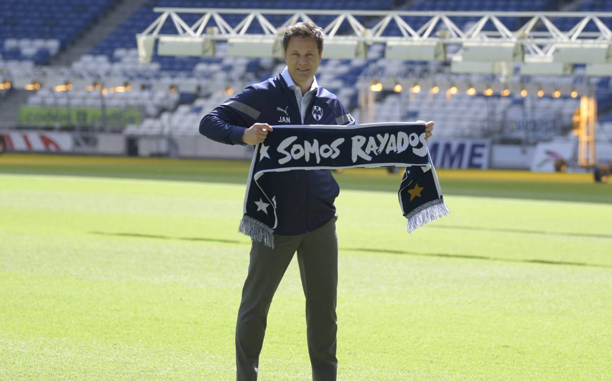 Es un honor que Rayados sea la base de la Selección: Tato Noriega