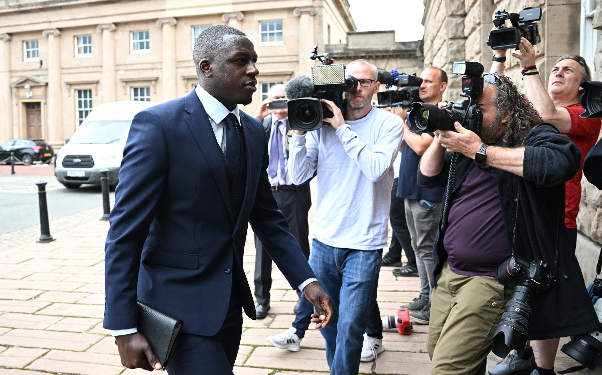Benjamin Mendy, declarado no culpable de seis violaciones