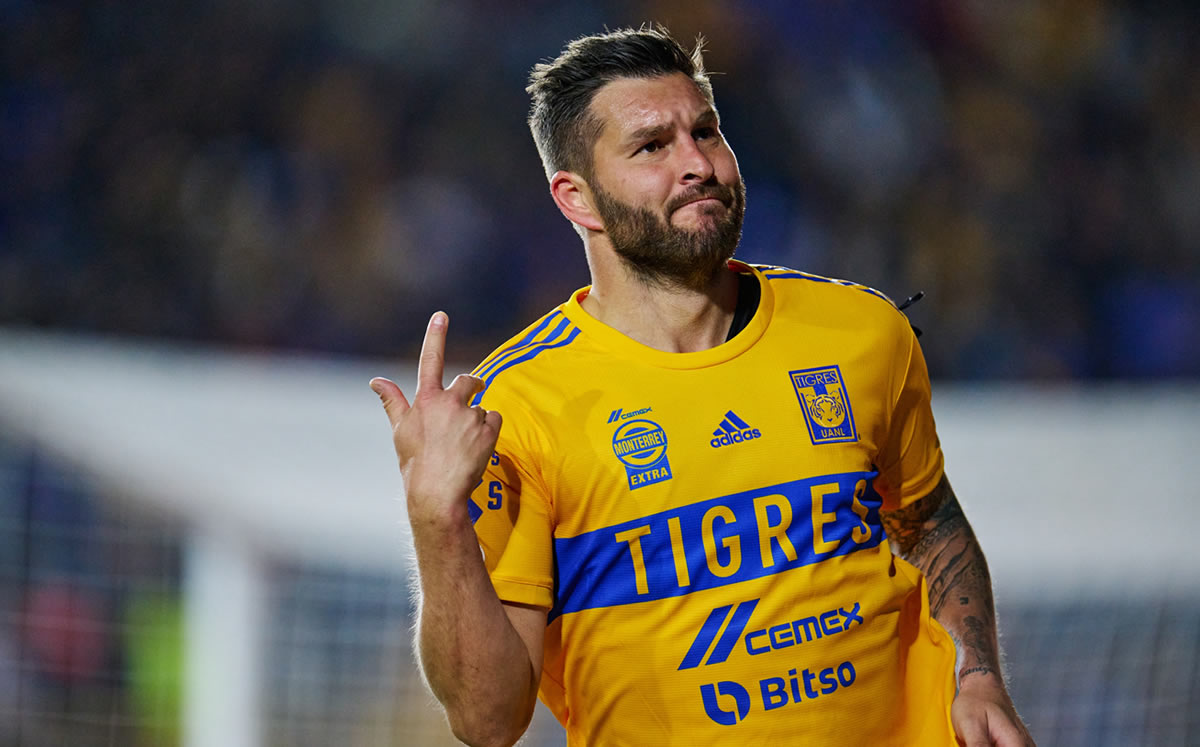 ¡Sueño increíble! A Gignac, el mejor pase se lo dio su abuela