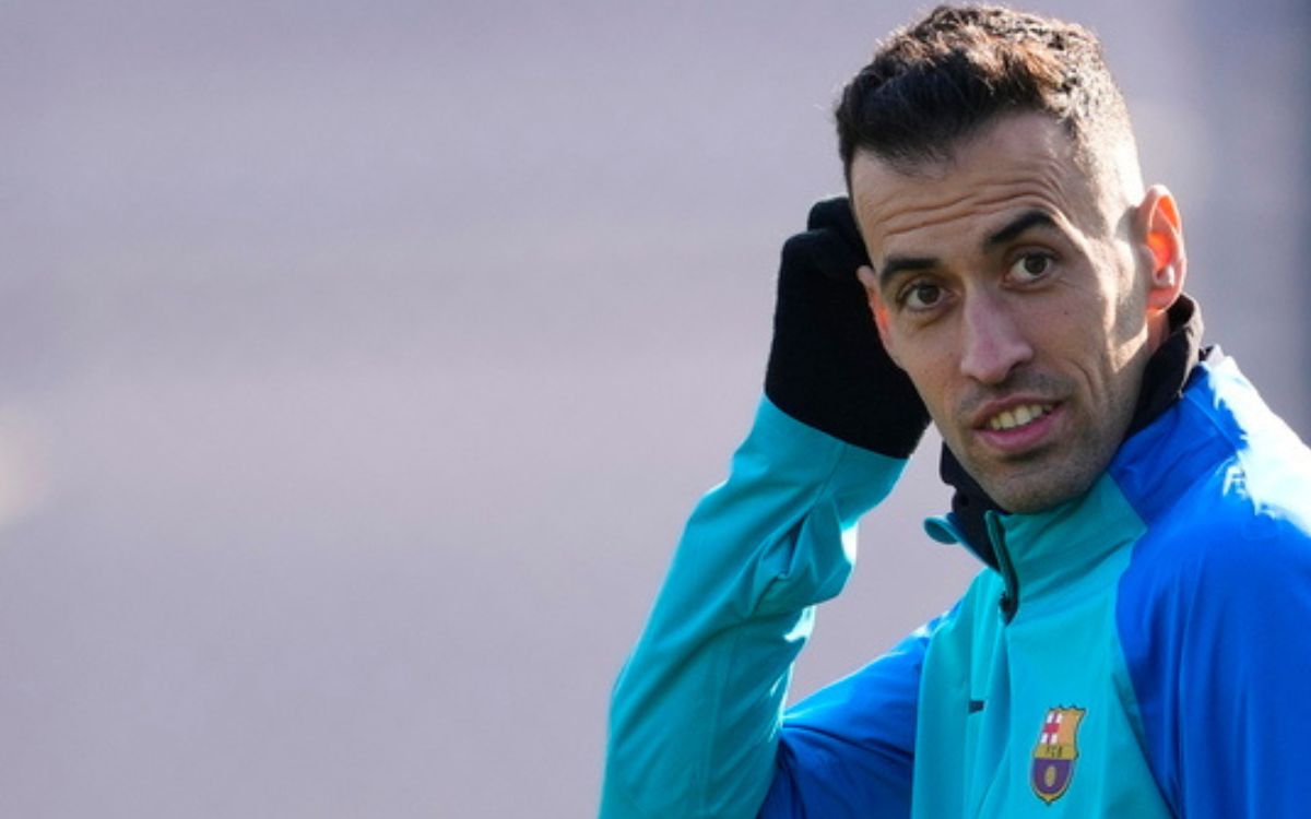 Busquets recibe el alta médica y jugaría contra Cádiz