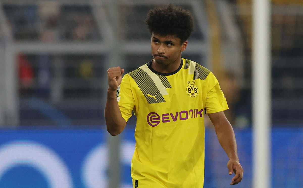 Adeyemi será baja tres semanas y se perderá duelo ante Chelsea