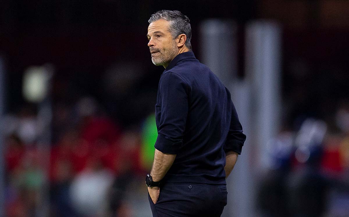 Rafa Puente y su cuerpo técnico se despidieron de jugadores de Pumas