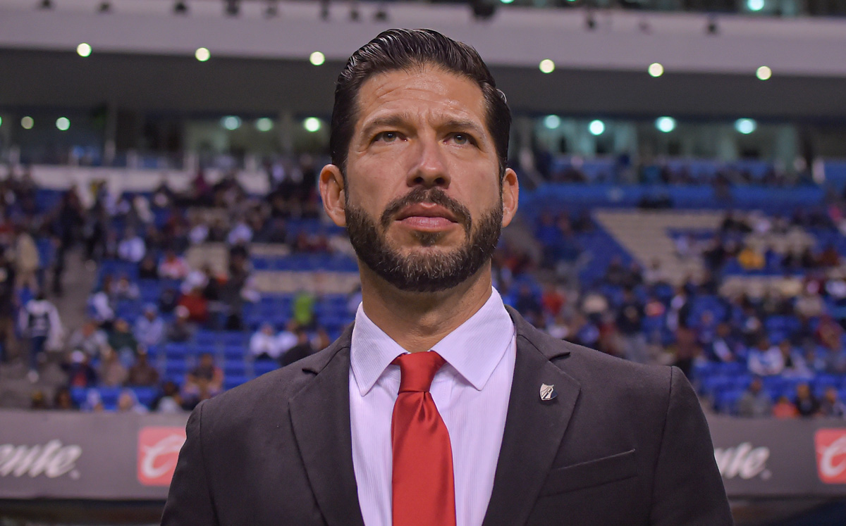 Benjamín Mora reconoció el trabajo de Paunovic con Chivas