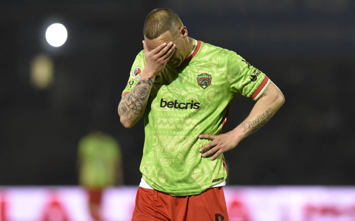 Jesús Dueñas fue expulsado ante Atlas