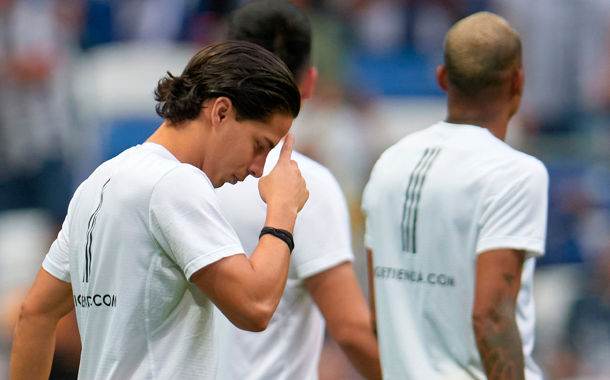 Siboldi regresa a Diego Lainez a la banca en el Clásico Regio