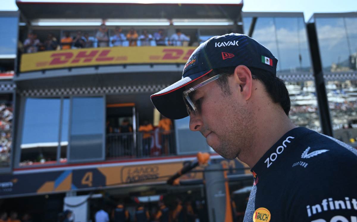 Checo Pérez se olvida del desastre en Mónaco: '¿Qué pasó ahí?