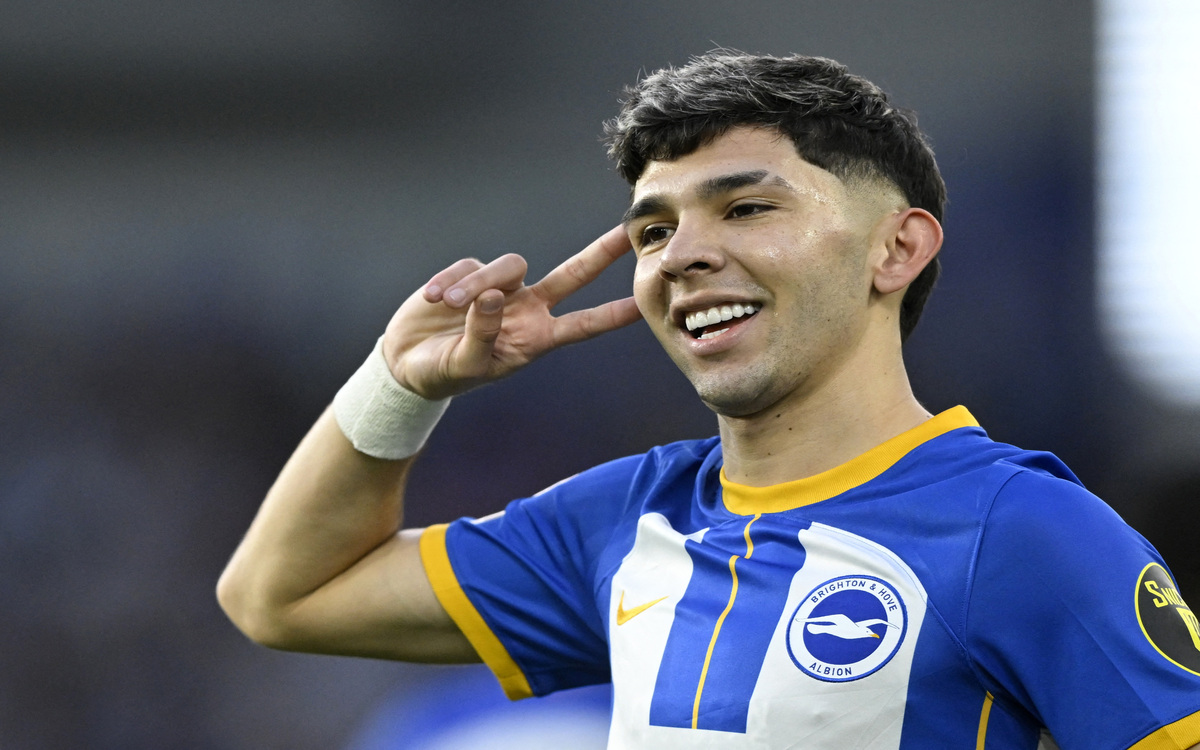 Enciso, reconocido por hacer el mejor gol de la temporada de Premier