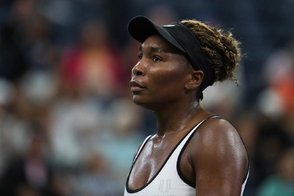 Venus Williams, eliminada de Libema Open por adolescente 25 años menor