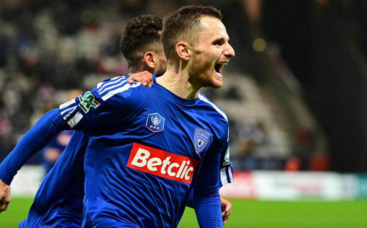 Atlético de San Luis se refuerza con mediocampista francés