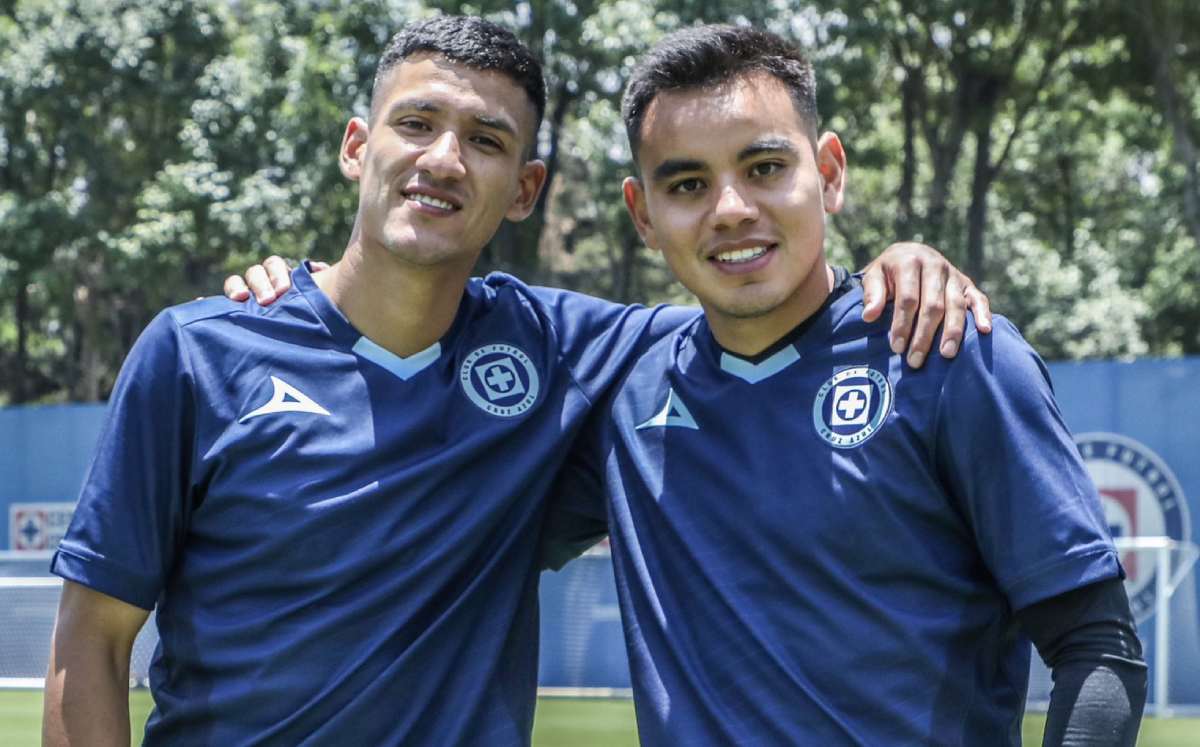 Uriel Antuna y Charly Rodríguez ya reportaron con Cruz Azul