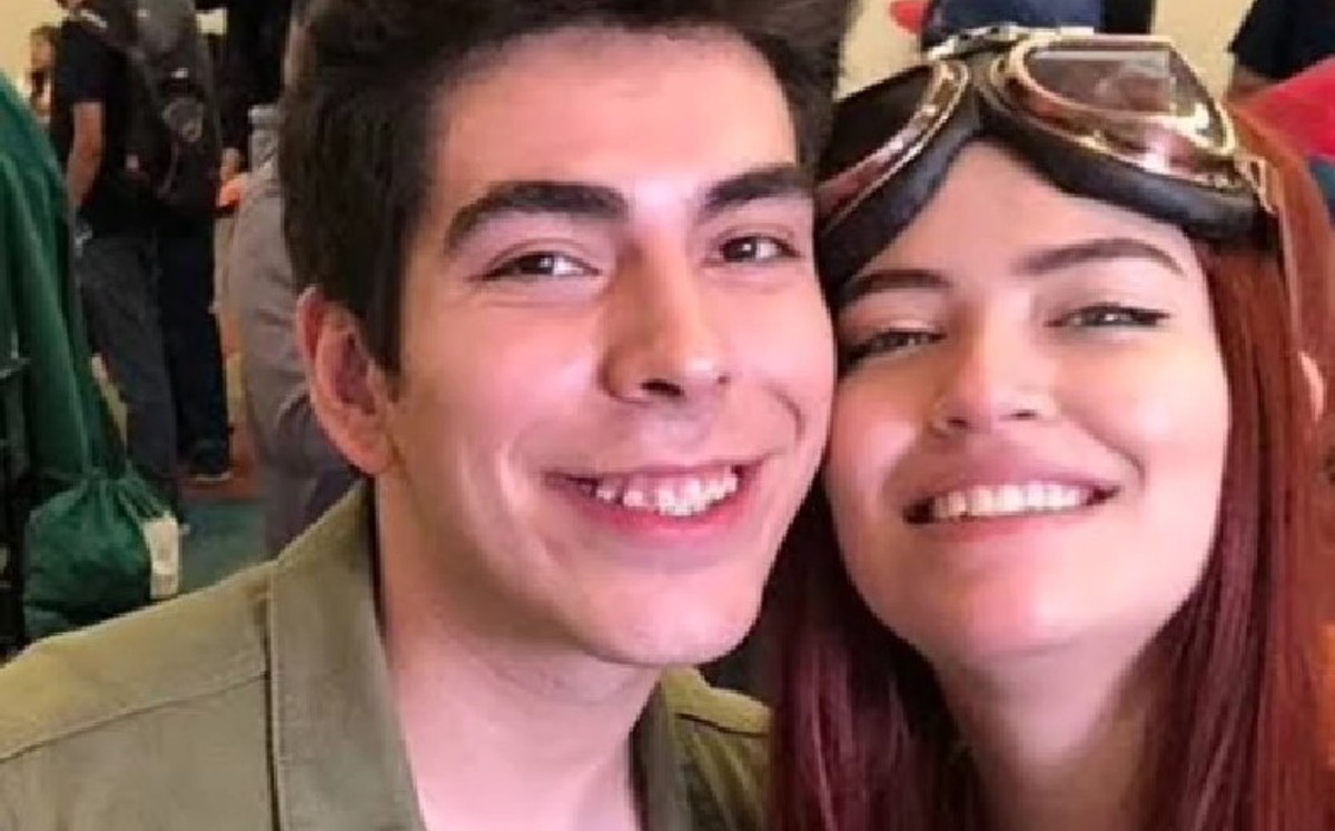 Capa Invisible exhibe a su exnovio; le debe 26 mil pesos de un iPhone