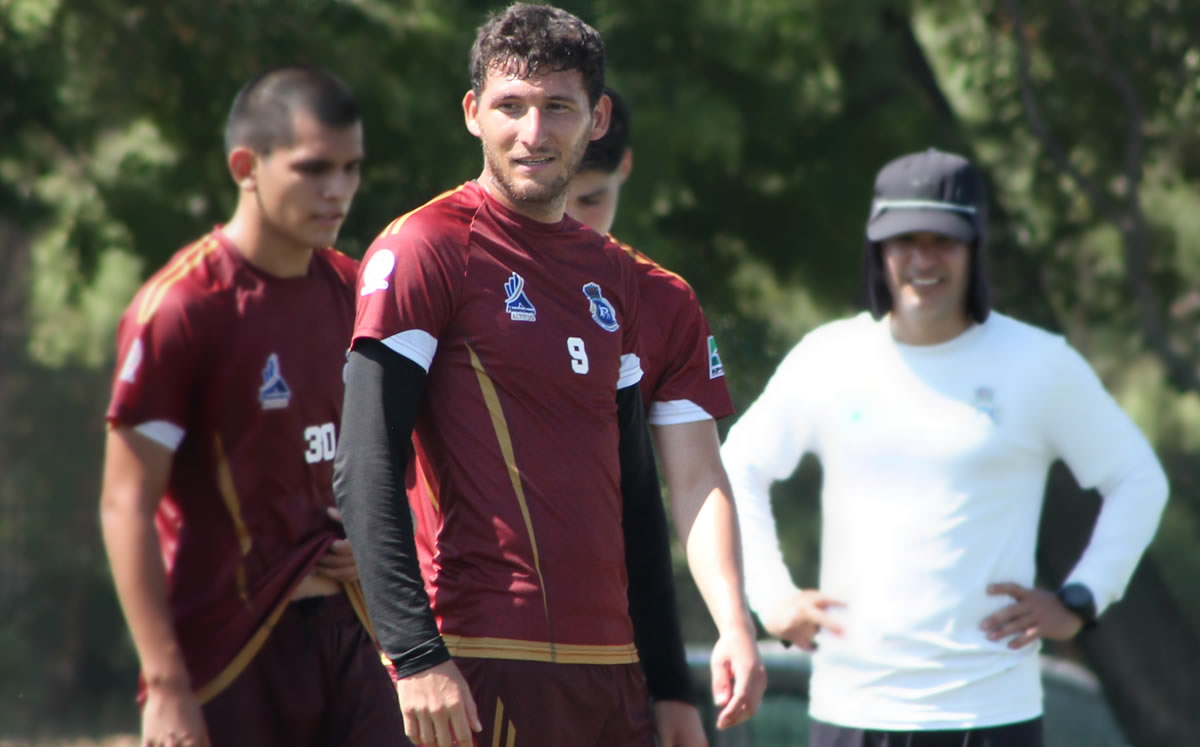 Saúl Ramírez, campeón de goleo de Liga Premier fue visto por el Tata