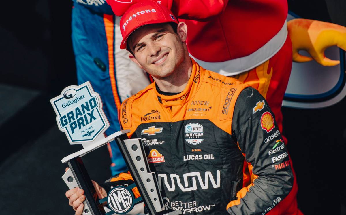 Pato O'Ward suma sexto podio de la campaña de IndyCar en Indianápolis
