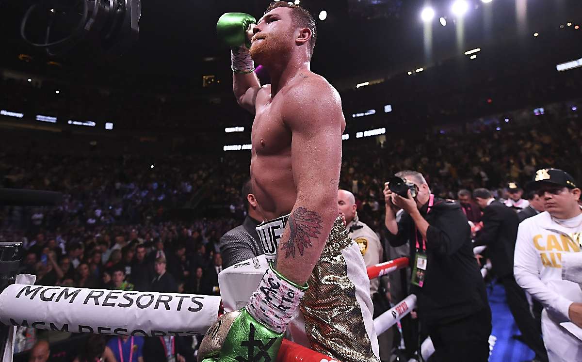 Canelo considera viable pelear con Terence Crawford en las 168 libras