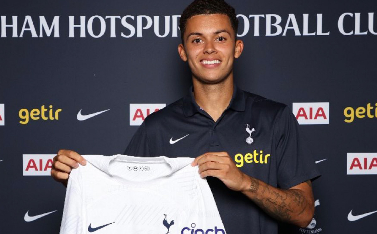 Tottenham firmó a Brennan Johnson por 55 millones de euros