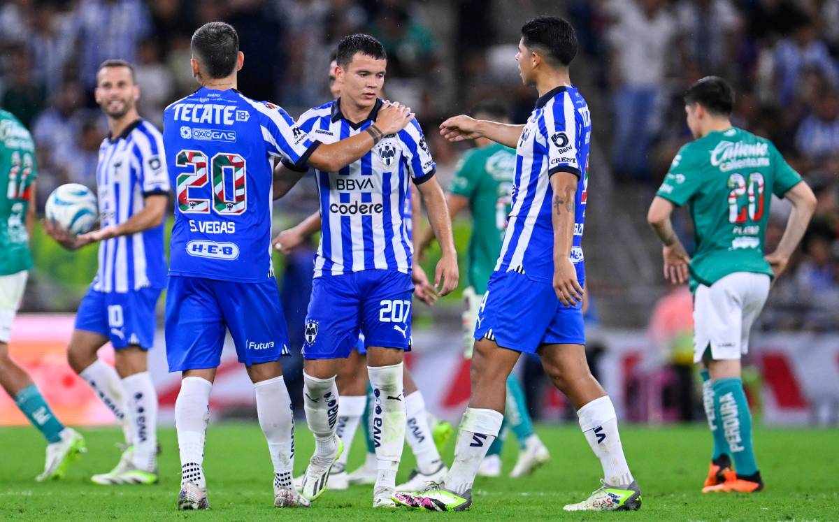 Ali Ávila es expulsado y Rayados no tiene delantero para Clásico Regio