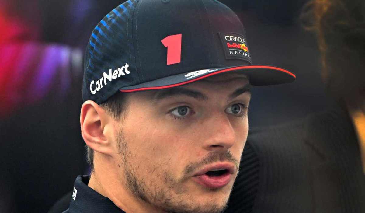 'Verstappen debió perder puntos'; FIA reconocer su error en Singapur