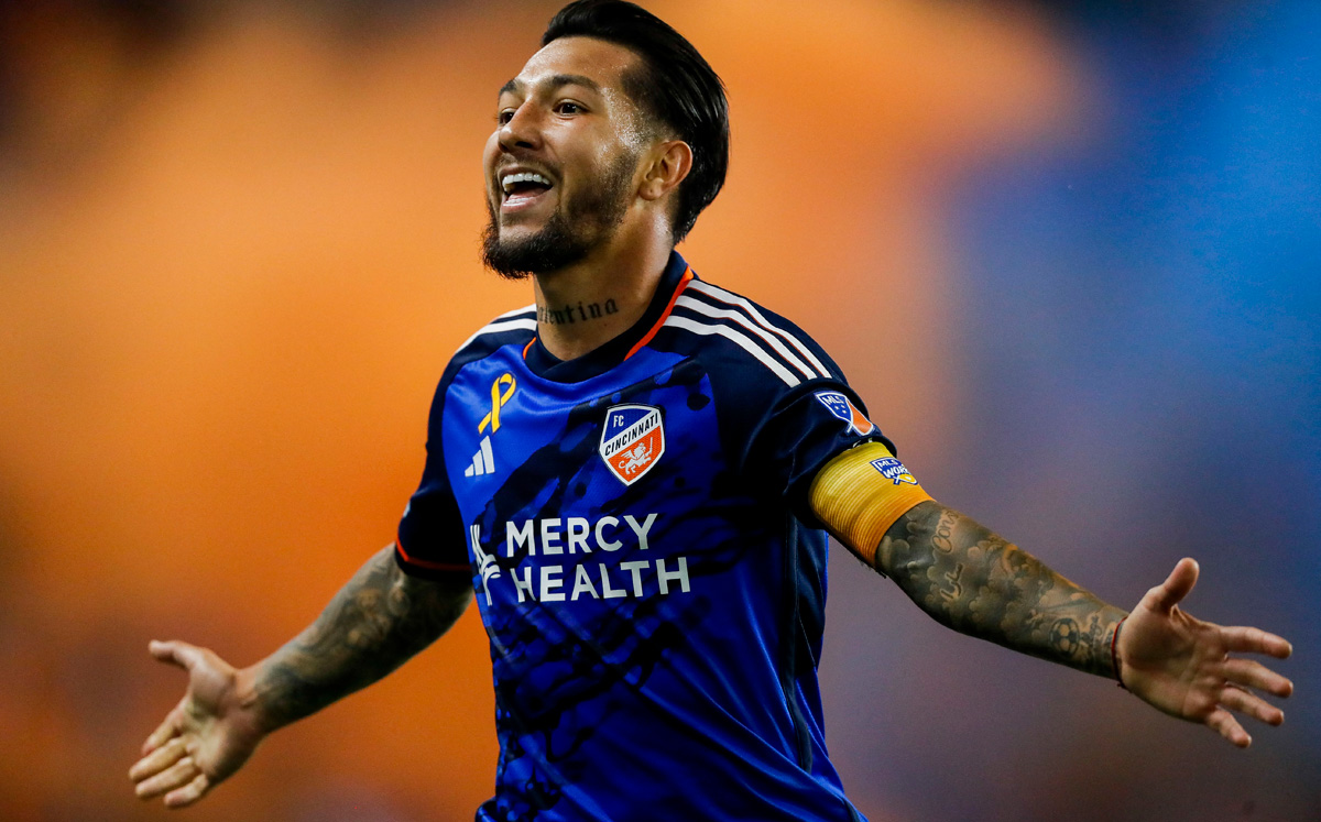 Luciano Acosta firmó un golazo 'maradoniano' en la MLS | VIDEO