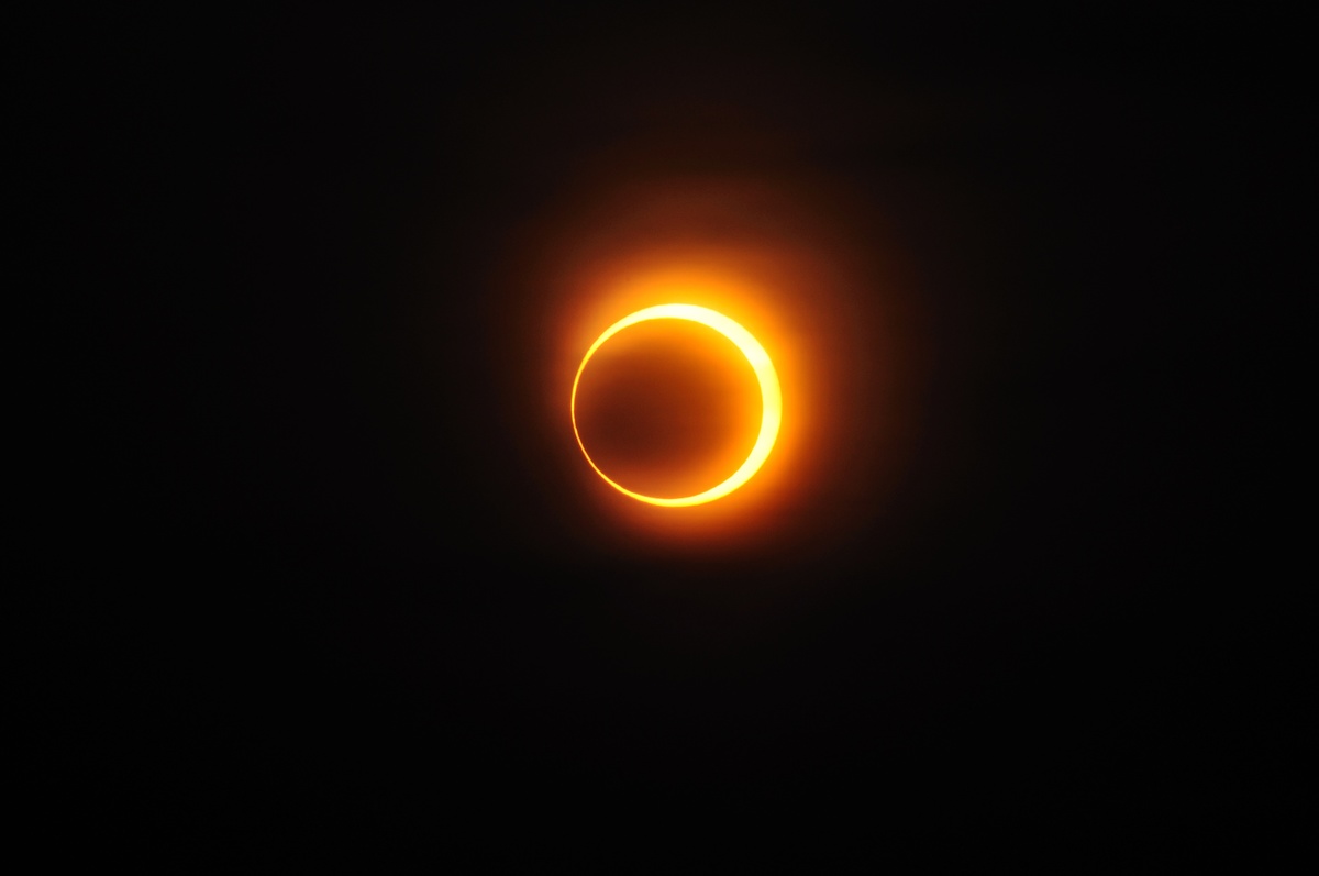Cómo VER el Eclipse Solar por Internet EN VIVO. Transmisión GRATIS